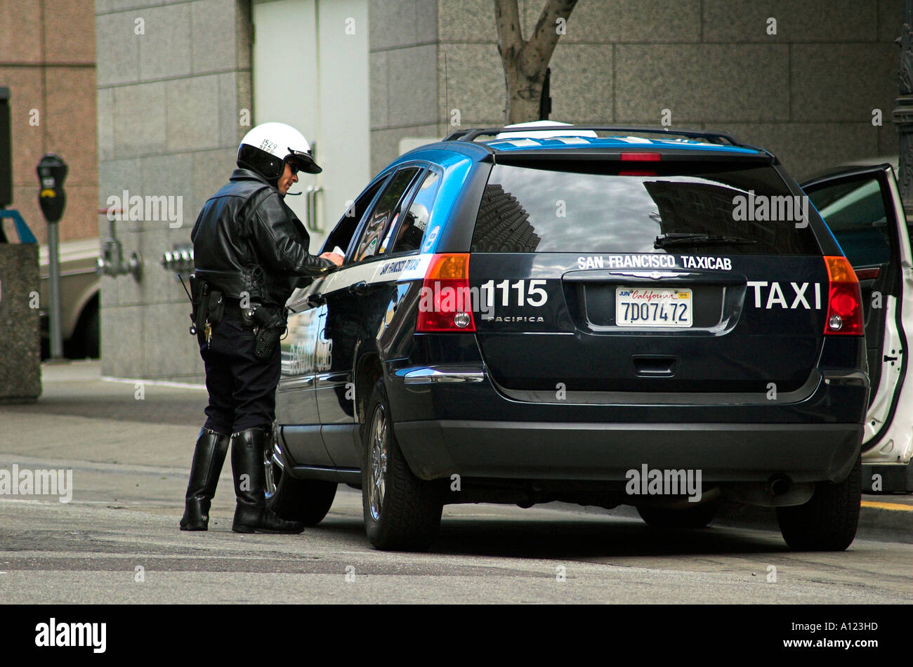 Traffic cop usa hi-res stock photography and images - Alamy