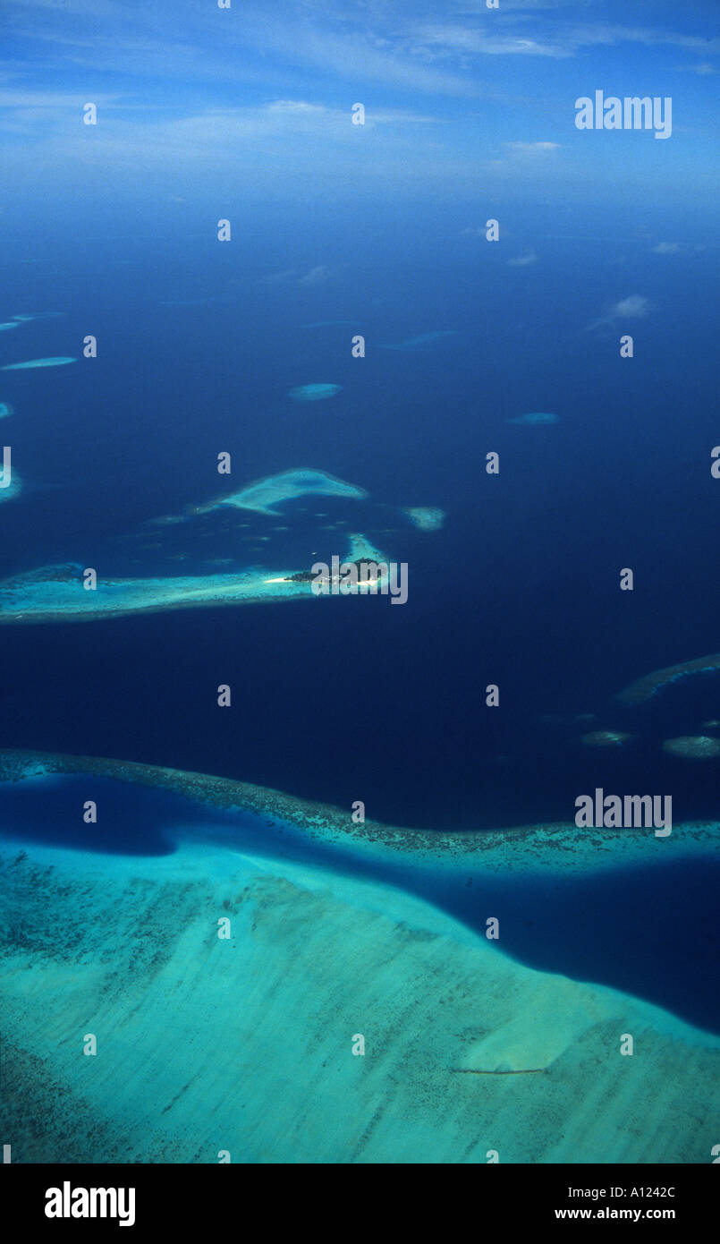 Aerial view of Maldive Islands Indian Ocean Stock Photo - Alamy