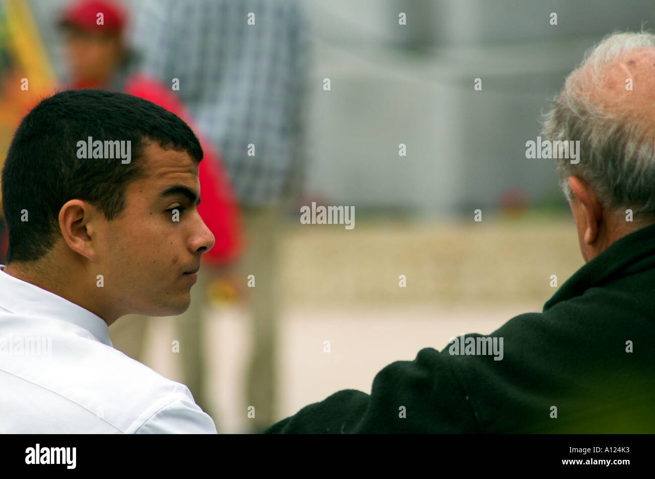 Old guys talking hi-res stock photography and images - Alamy