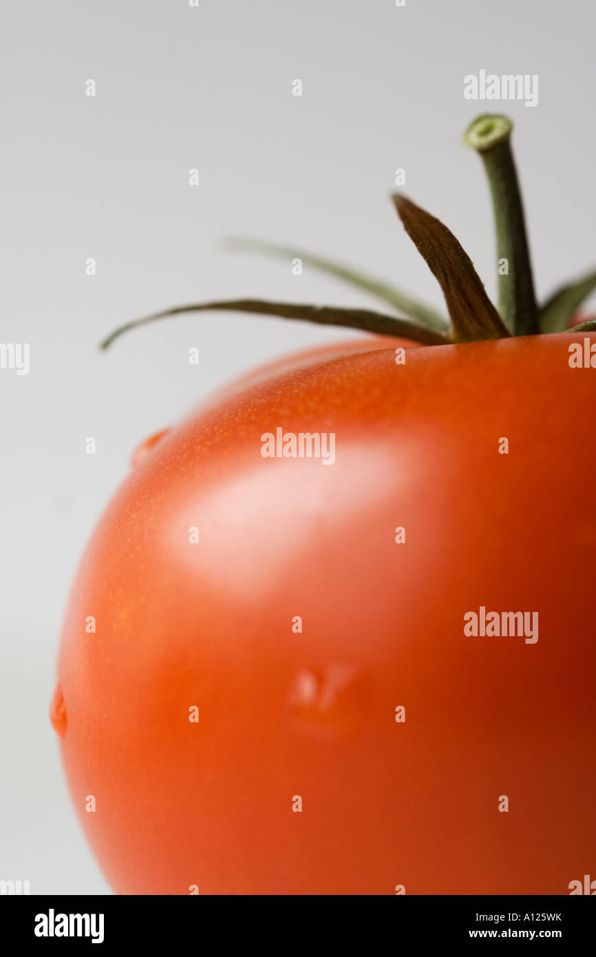 ripe red tomato Stock Photo - Alamy