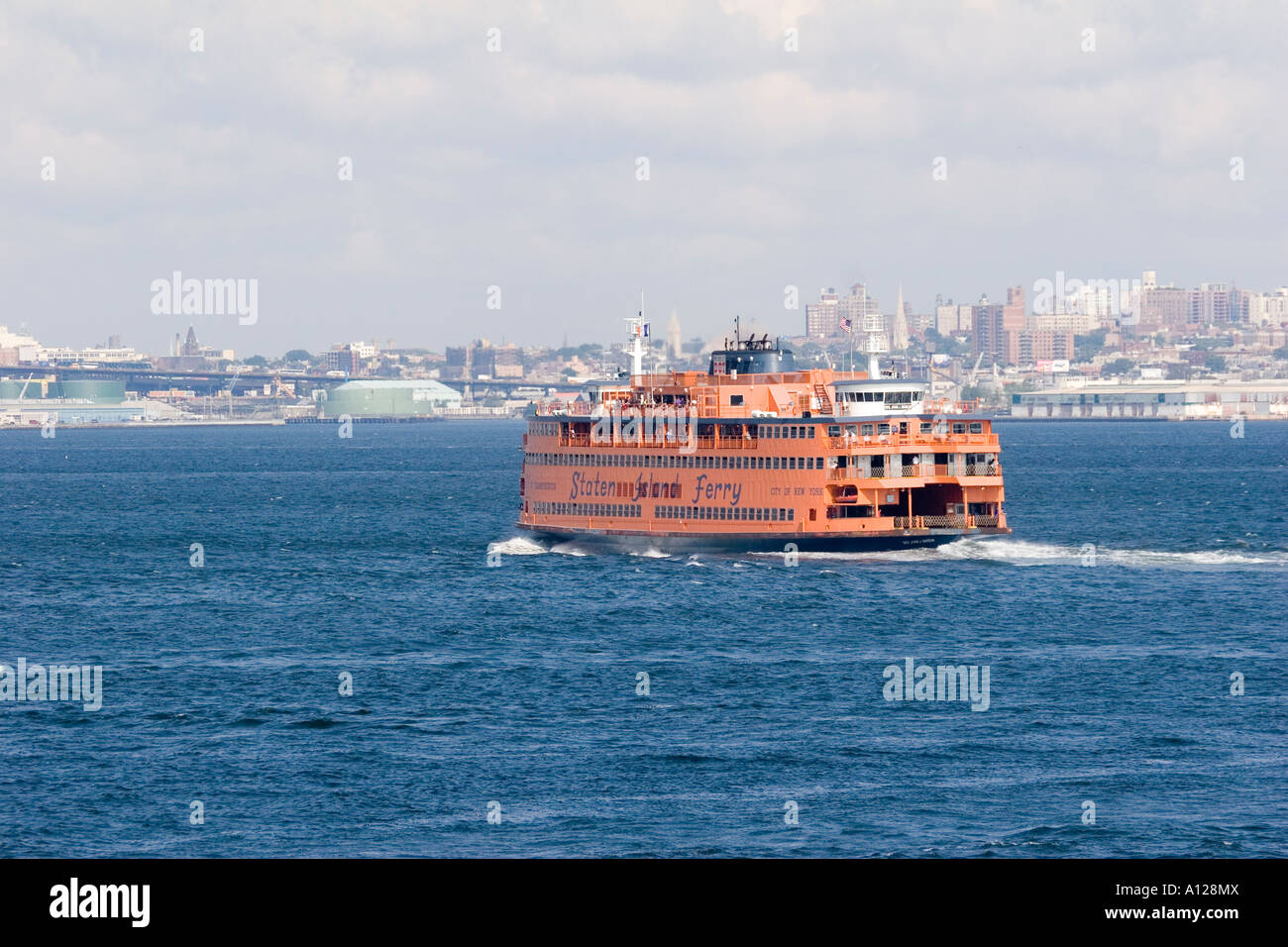 Staten island ferry house hi-res stock photography and images - Alamy
