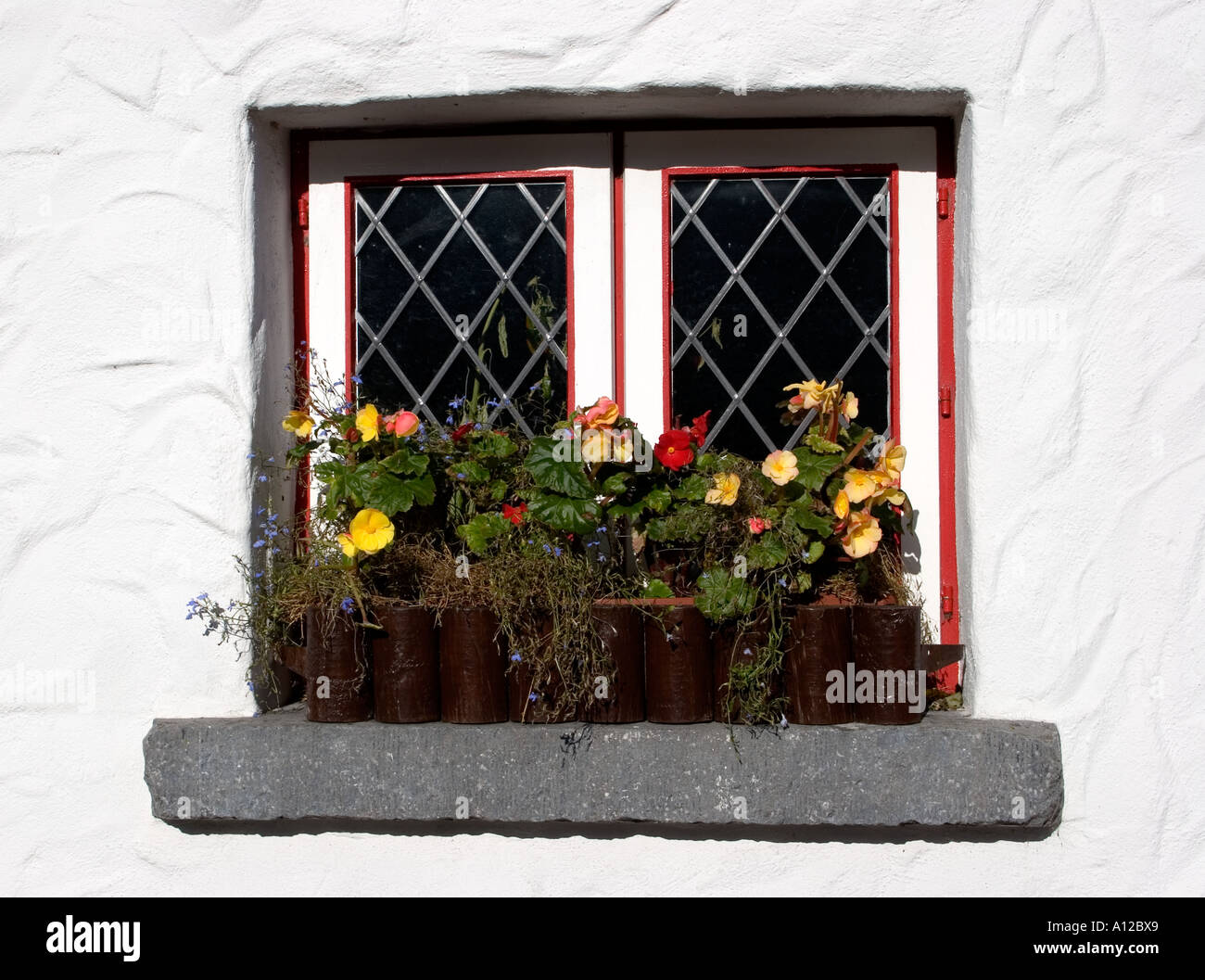 Cong cottage hi-res stock photography and images - Alamy