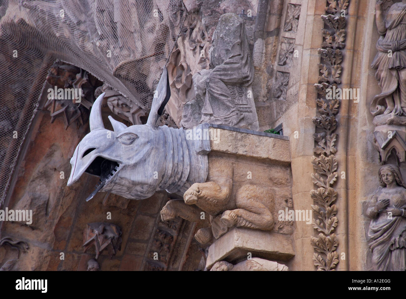 "Gargoyle on the "west front" of the cathedral, Reims Stock Photo - Alamy