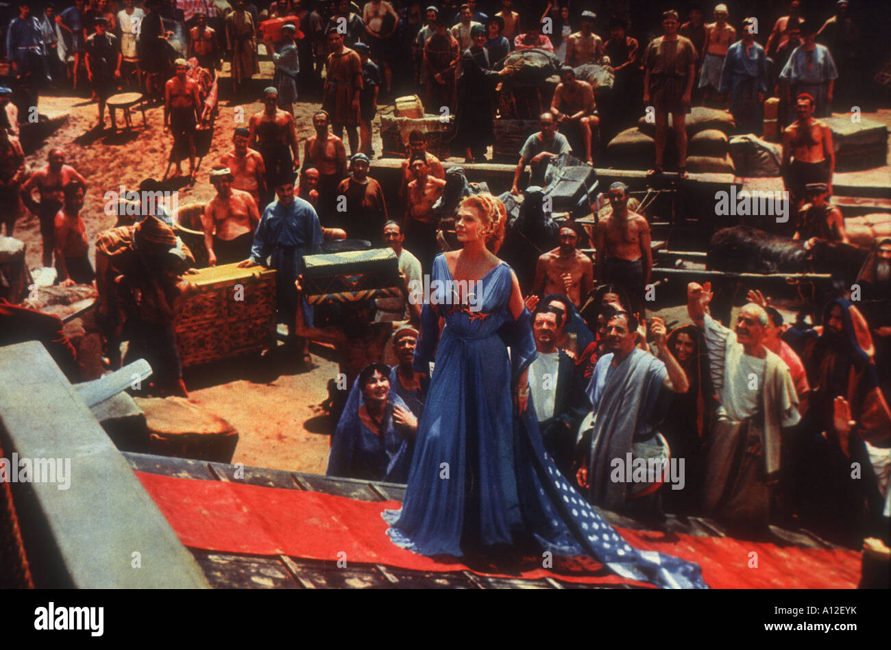 Rita hayworth salome hi-res stock photography and images - Alamy