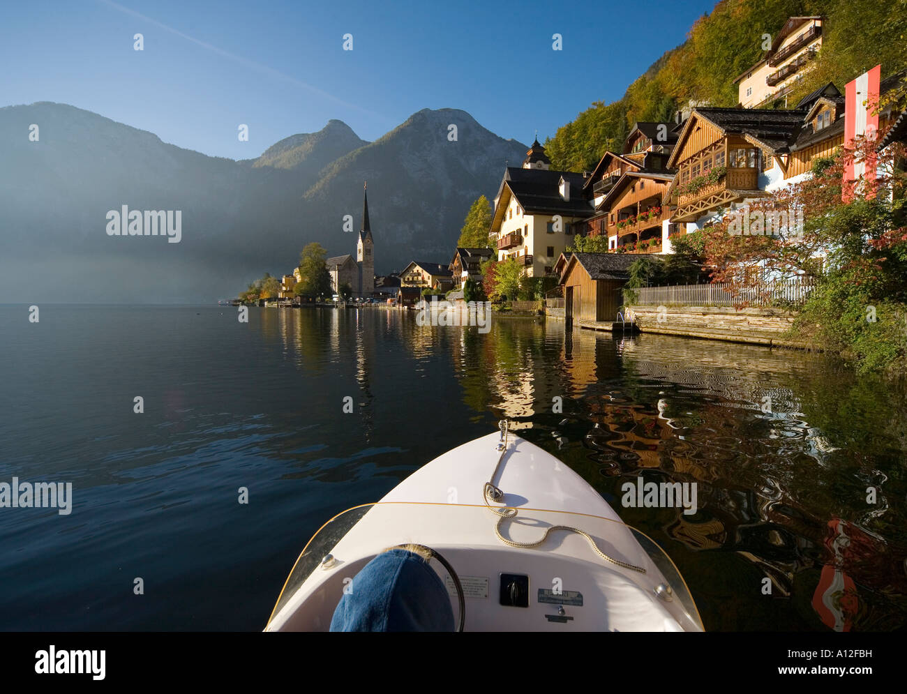 Boating on the Hallstatter Sea lake Lower Austria Stock Photo - Alamy