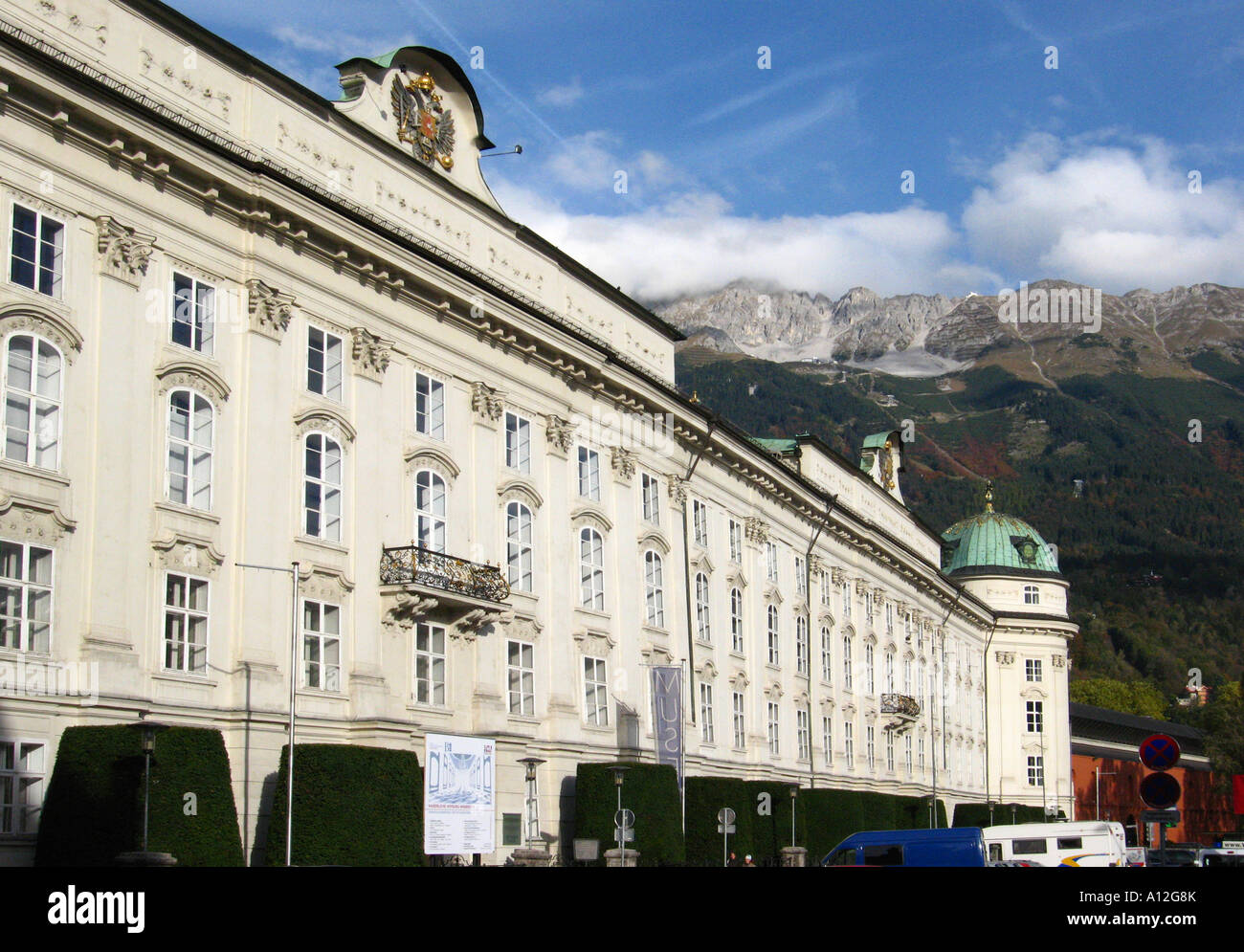 Tourist shops innsbruck hi-res stock photography and images - Alamy