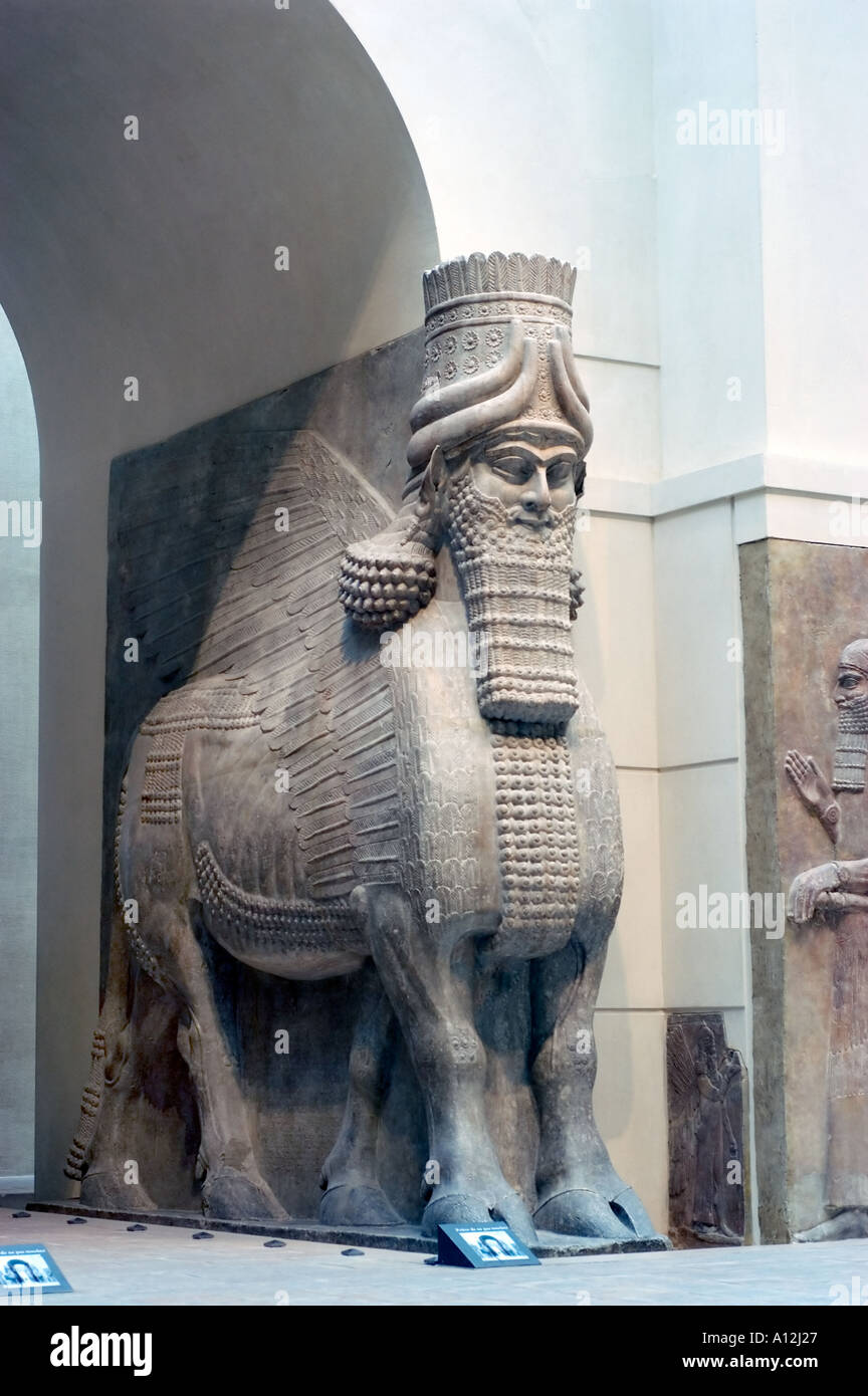 Man winged bull sculpture hi-res stock photography and images - Alamy