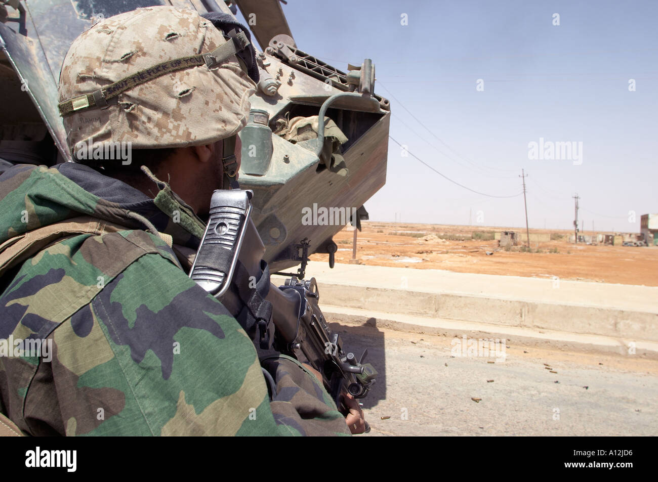 Iraq war march 2003 baghdad hi-res stock photography and images - Alamy