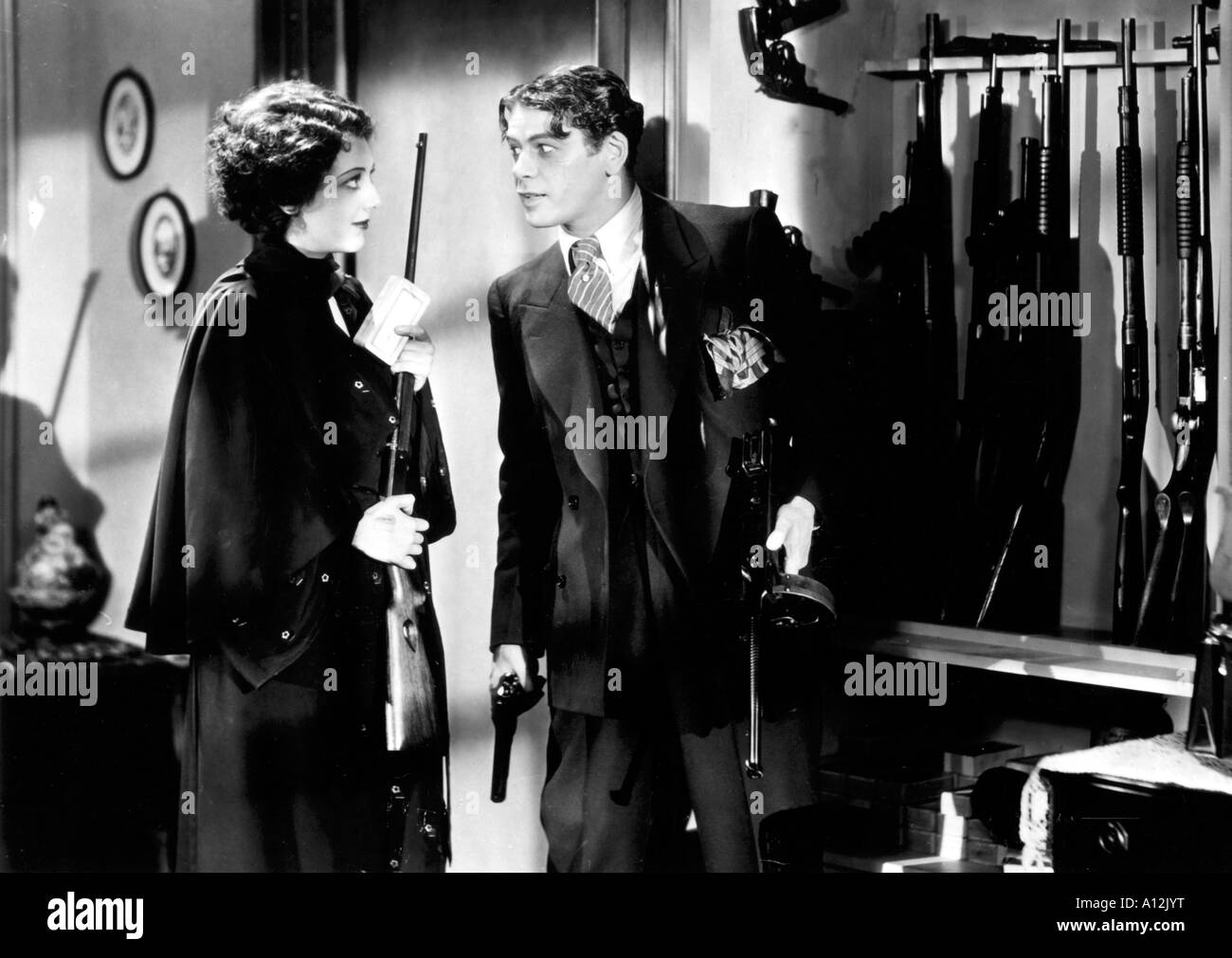 Scarface Year 1932 Director Howard Hawks Paul Muni Ann Dvorak Based ...