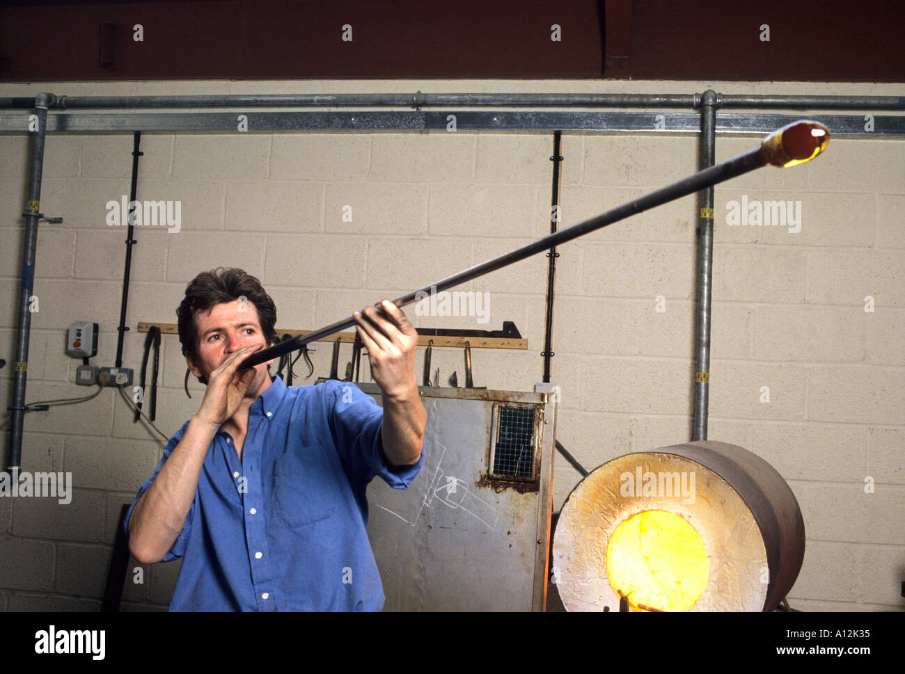 Techniques of glass blowing hi-res stock photography and images - Alamy