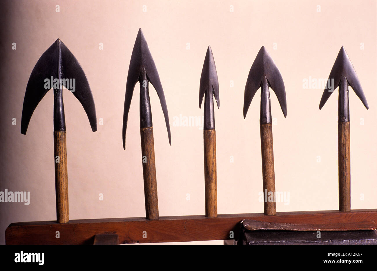 Arrow head hi-res stock photography and images - Alamy