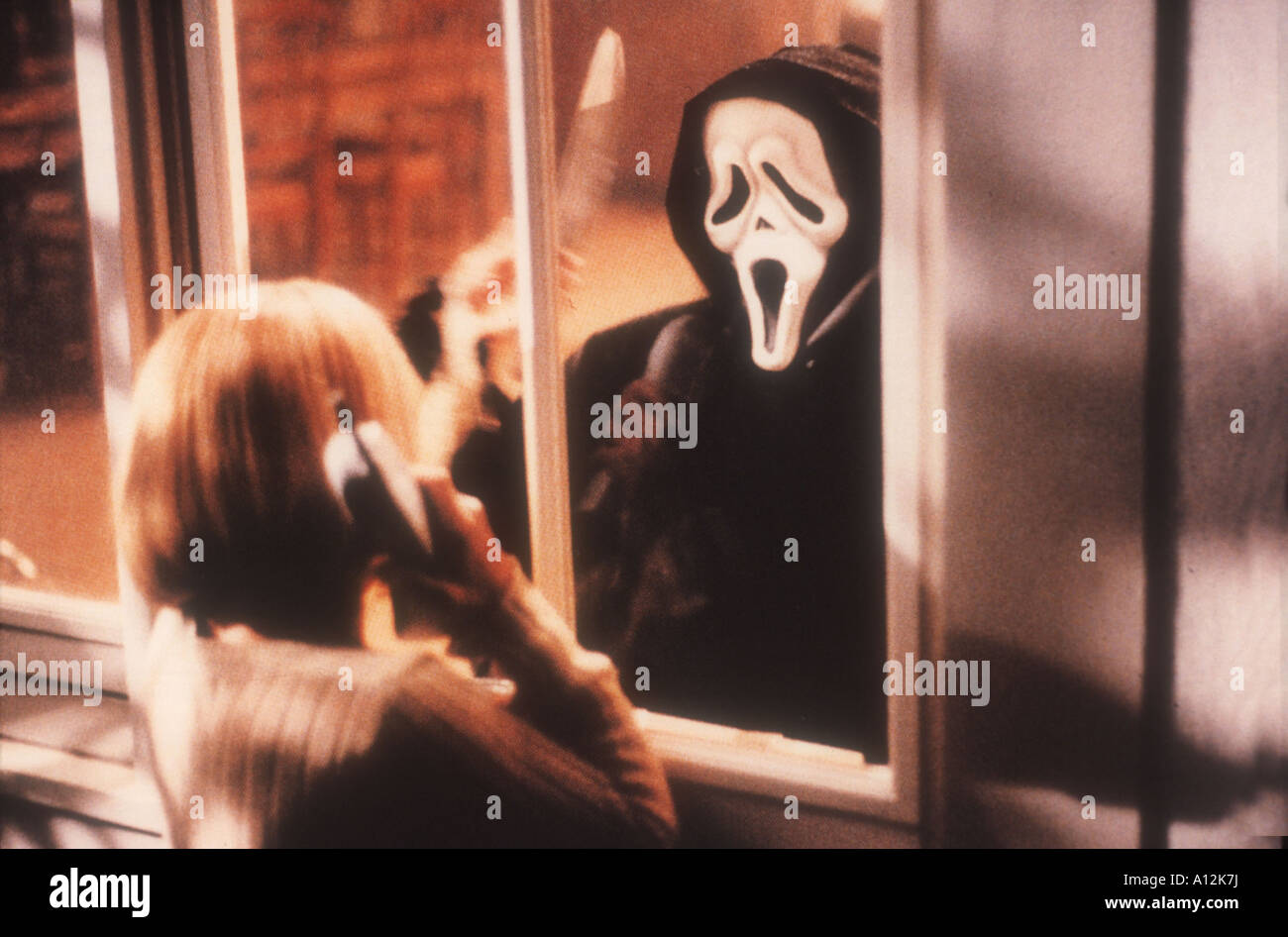 Scream wes craven 1996 hi-res stock photography and images - Alamy