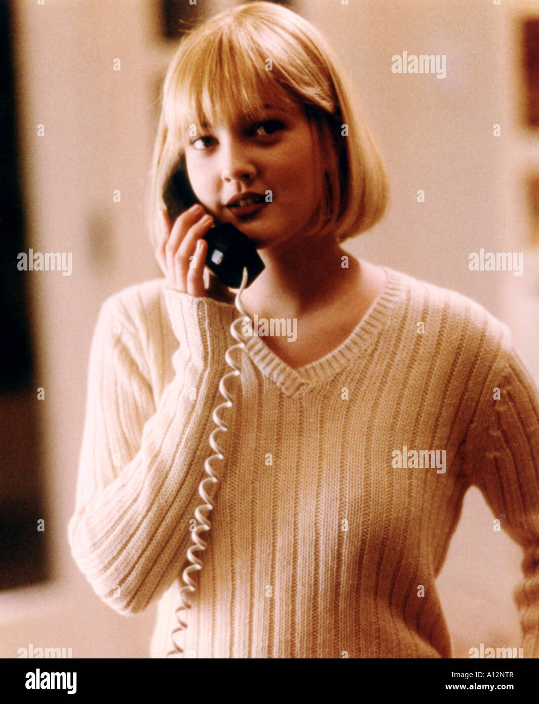 Scream wes craven 1996 hi-res stock photography and images - Alamy
