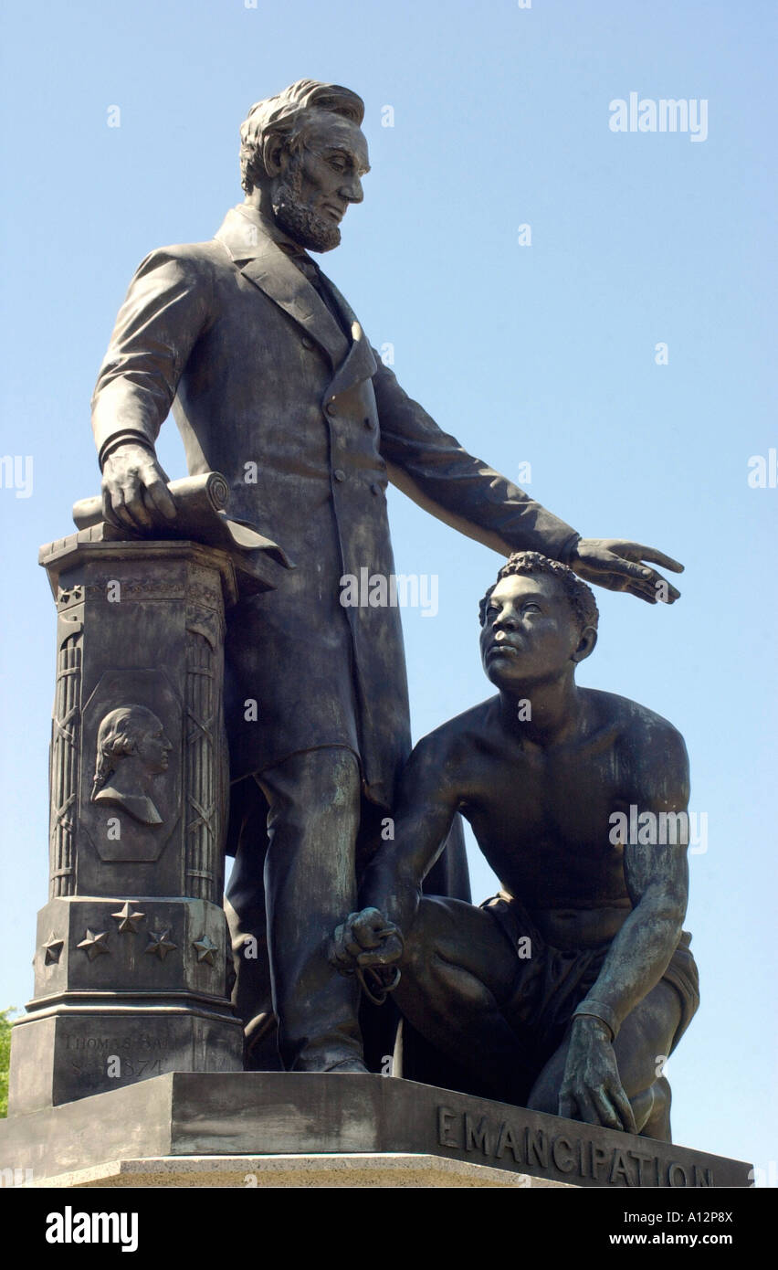 Abraham lincoln slave statue hi-res stock photography and images - Alamy