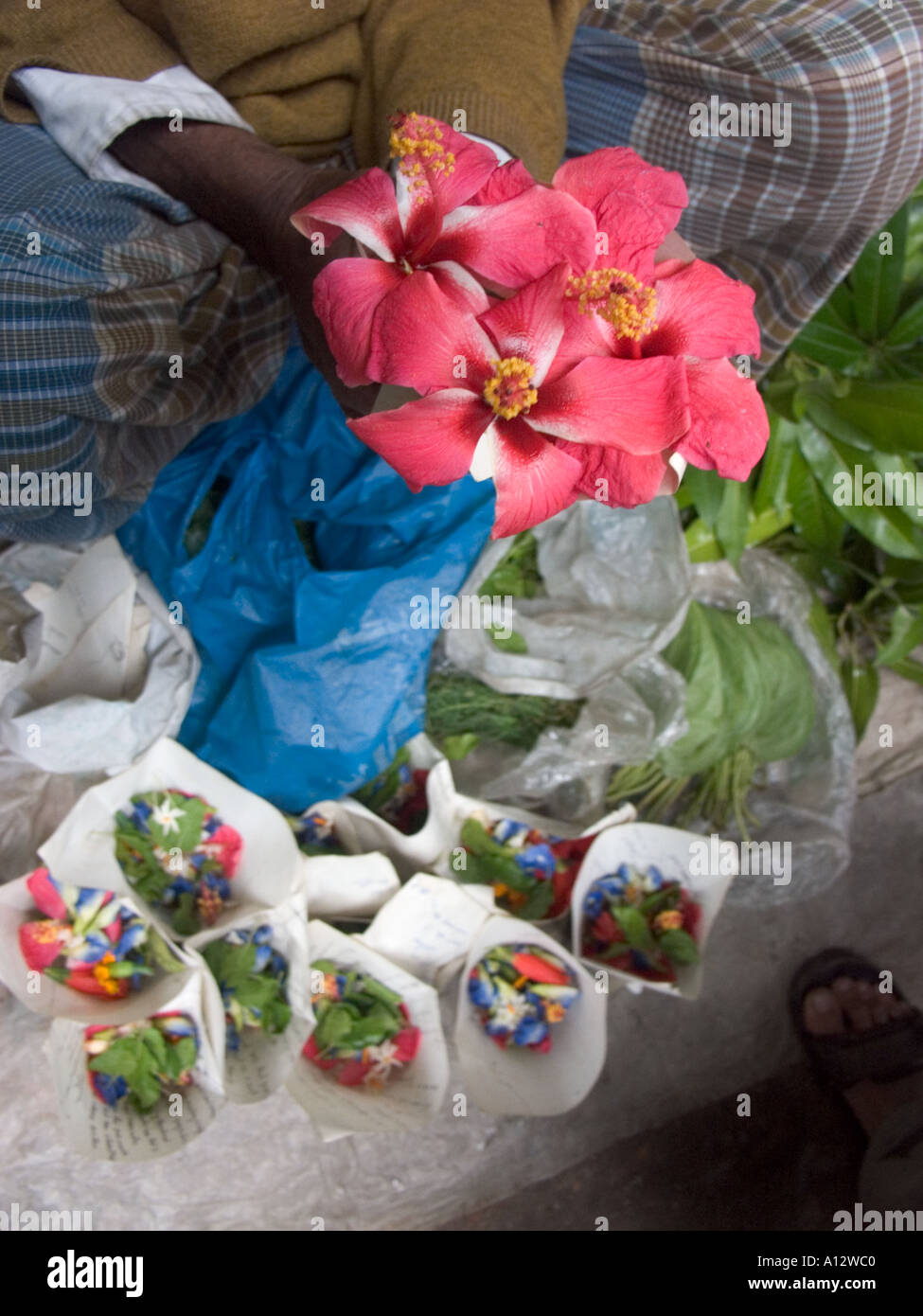 Flower market dhaka bangladesh hi-res stock photography and images - Alamy