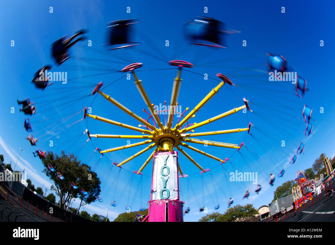 Yo yo ride amusement park hi-res stock photography and images - Alamy