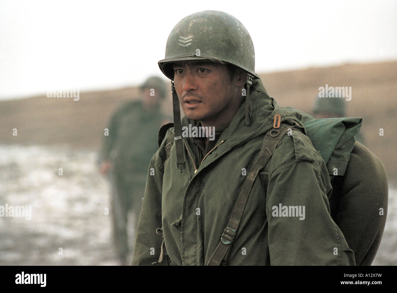 Tae guk gi Year 2004 Director Je Gyu Kang Dong Kun Yang Stock Photo - Alamy