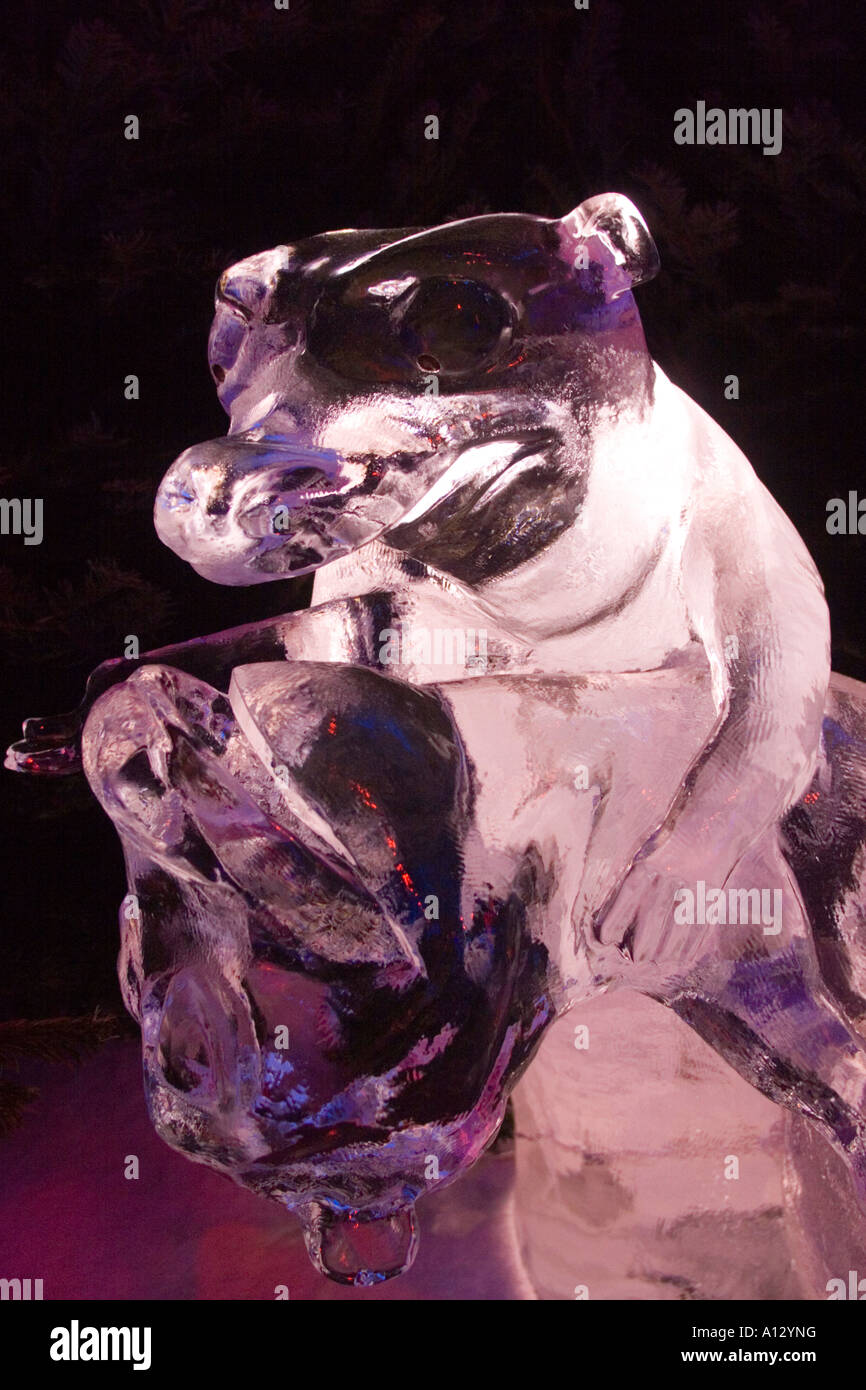 Giant statues for christmas hi-res stock photography and images - Alamy