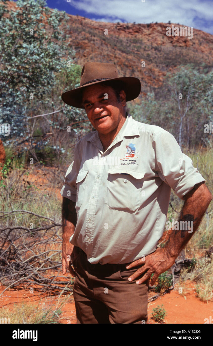 Aboriginal Desert Park Guide, Alice Springs, Northern Territory ...