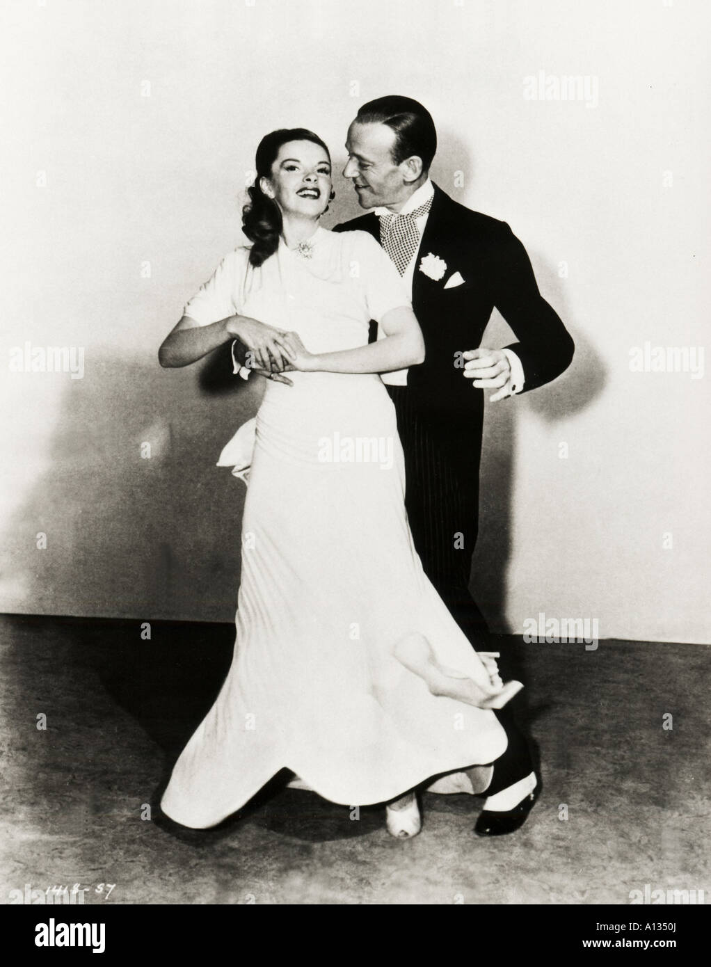 Easter parade judy garland fred astaire hi-res stock photography and ...