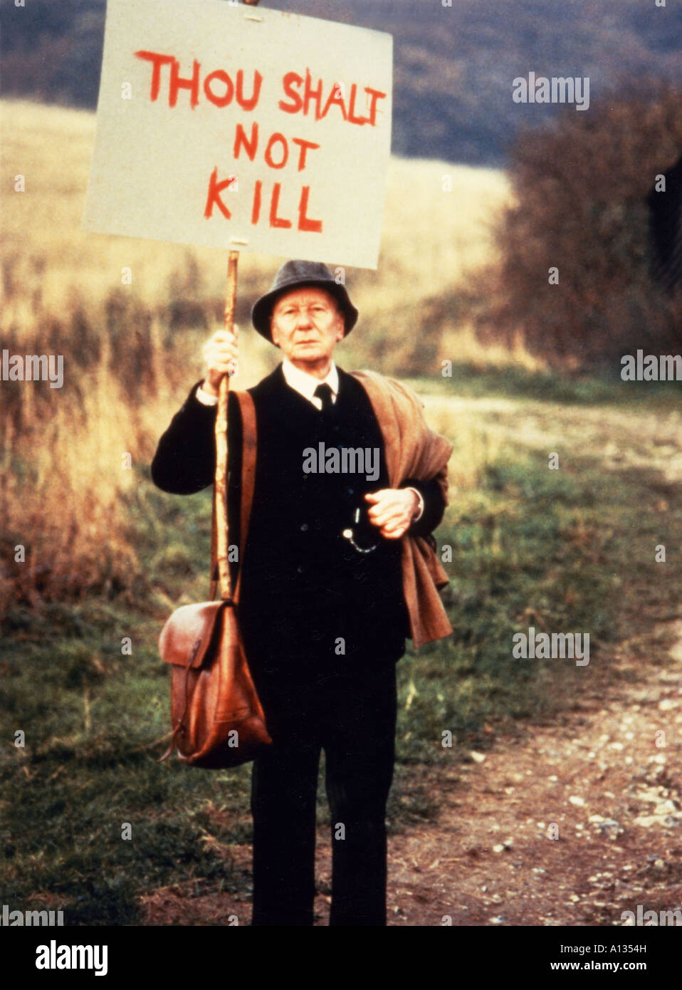 The shooting party 1984 Alan Bridges Sir John Gielgud Stock Photo - Alamy