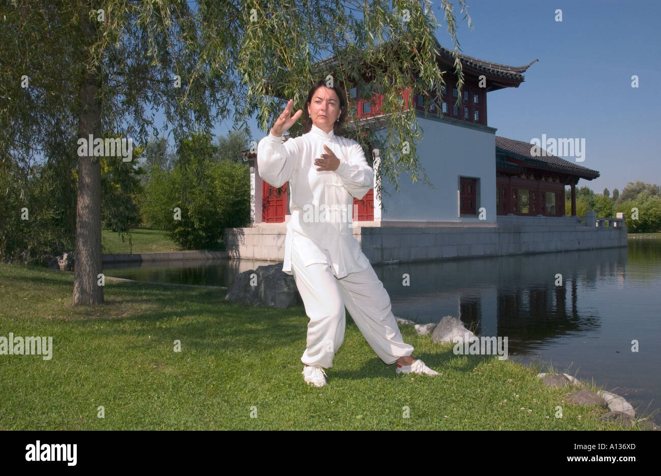 Qigong temple hi-res stock photography and images - Alamy
