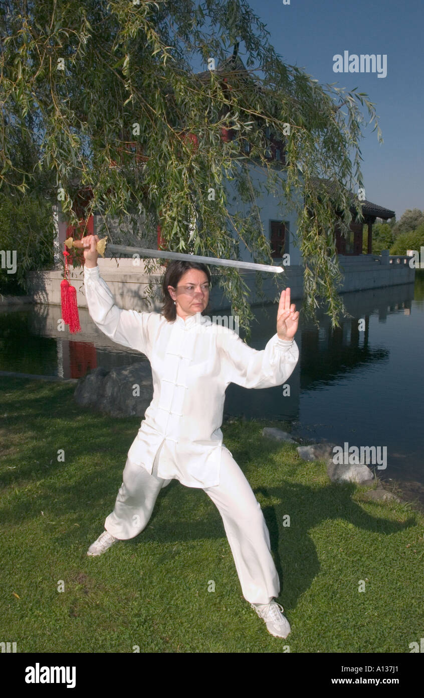 Qigong temple hi-res stock photography and images - Alamy