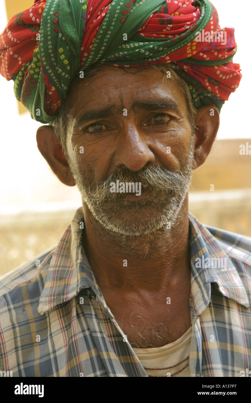 Portrait of Indian man with turban, India Stock Photo - Alamy