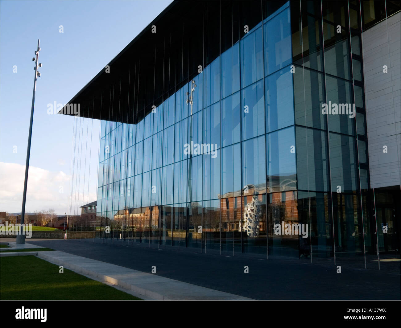 Middlesbrough institute modern art hi-res stock photography and images ...