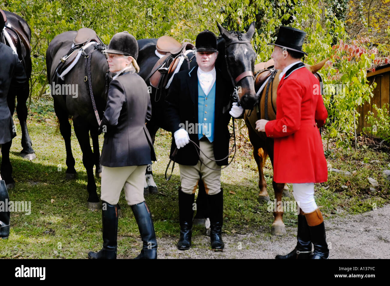 Foxhunters at the blessing Stock Photo - Alamy