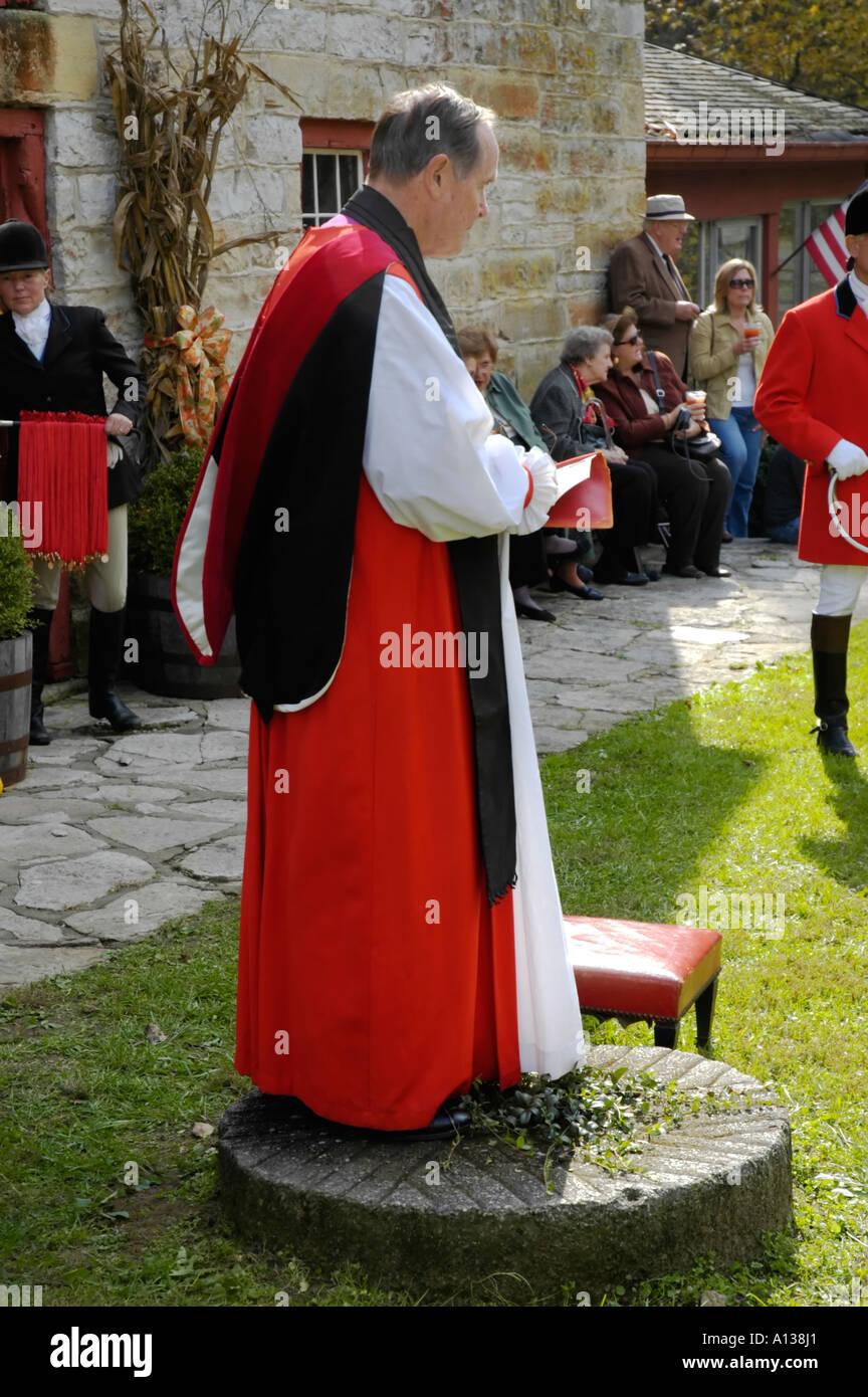 Minister speaking at the Blessing of the Hounds event Stock Photo - Alamy