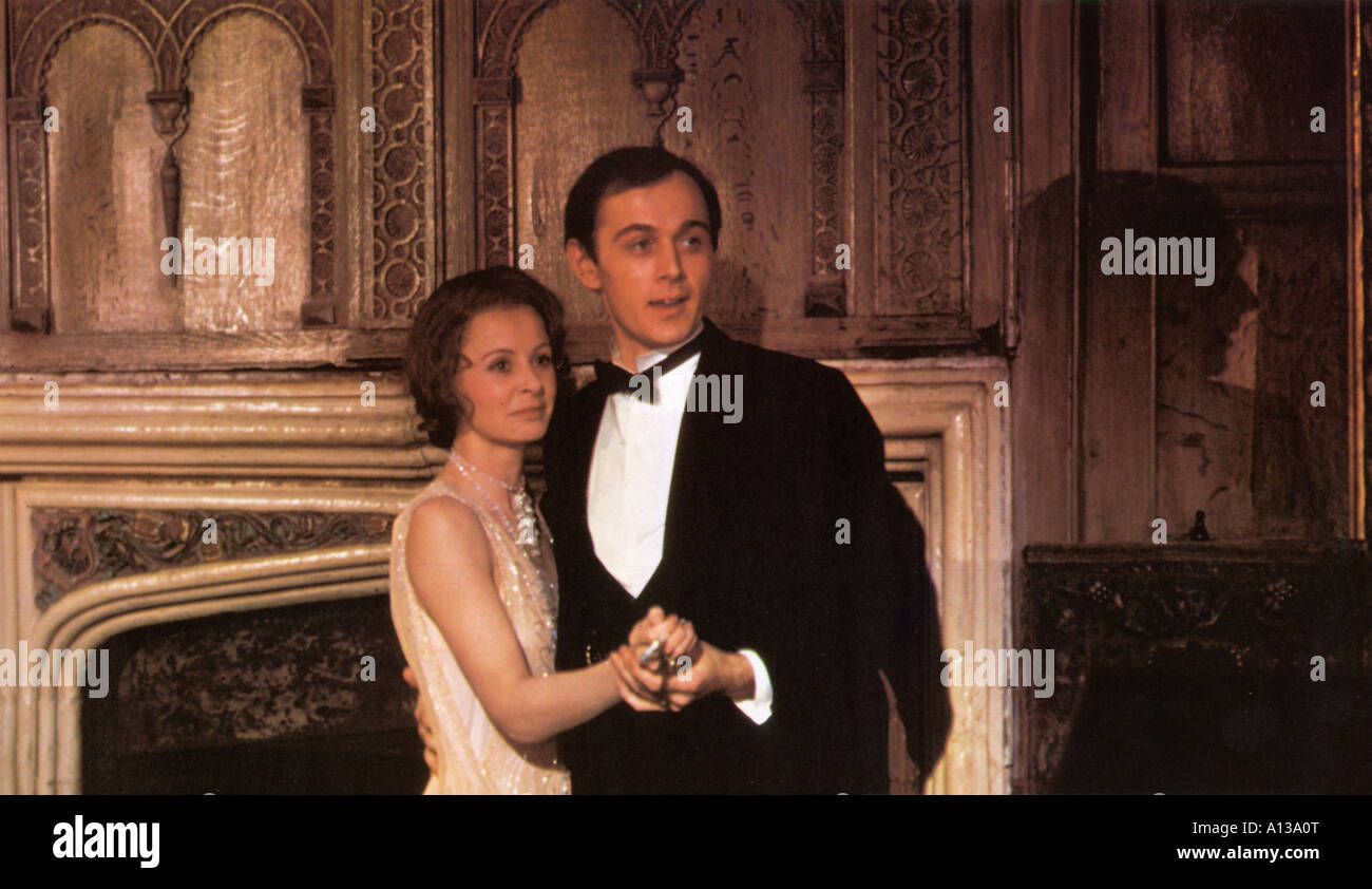 Sarah miles hi-res stock photography and images - Alamy