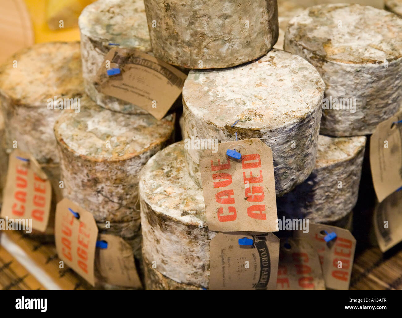 Cheddar cave cheese hi-res stock photography and images - Alamy