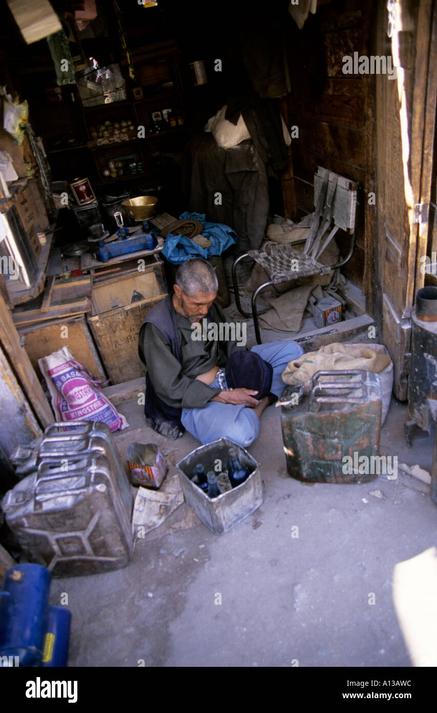 Asian shopkeeper interior shop hi-res stock photography and images - Alamy
