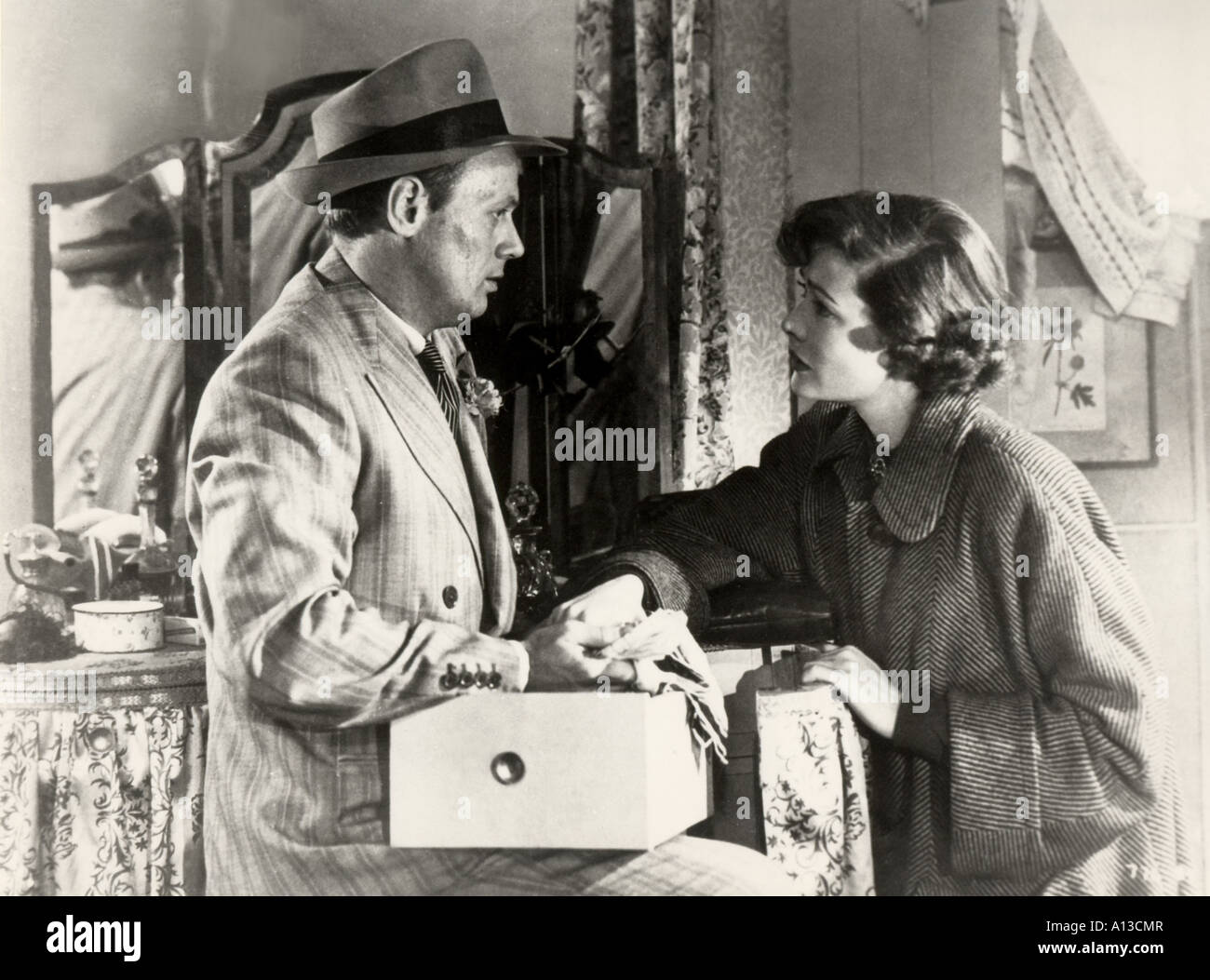 Pickup On South Street Year 1953 Director Samuel Fuller Richard Widmark ...