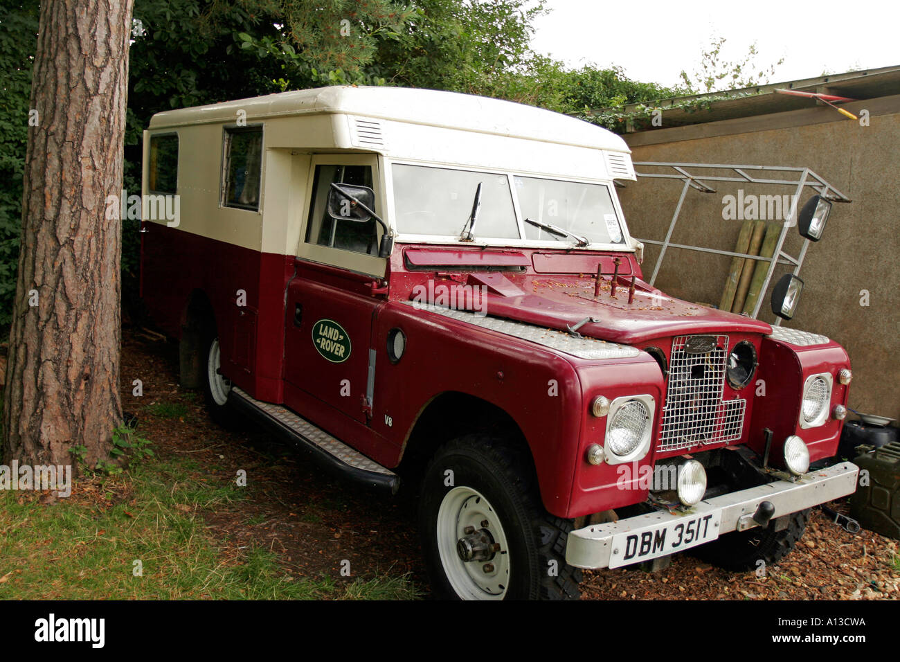 Converted land rover hi-res stock photography and images - Alamy