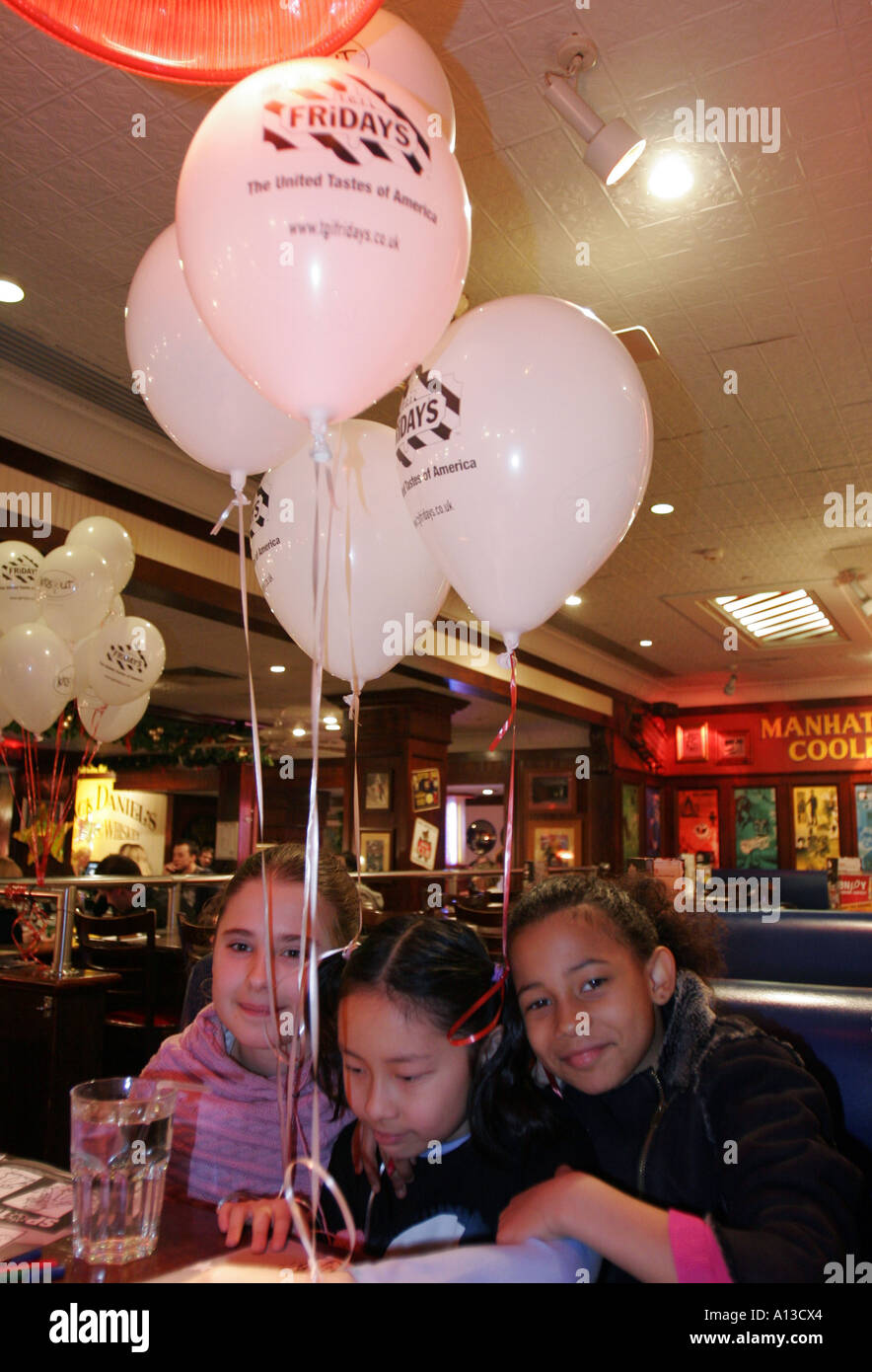 Tfi fridays hi-res stock photography and images - Alamy