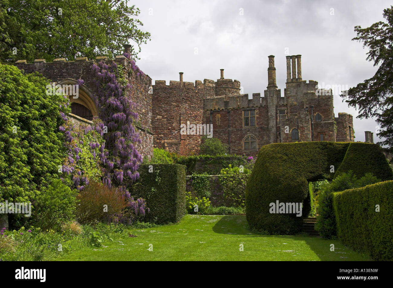 Berkeley Village Stock Photos & Berkeley Village Stock Images - Alamy