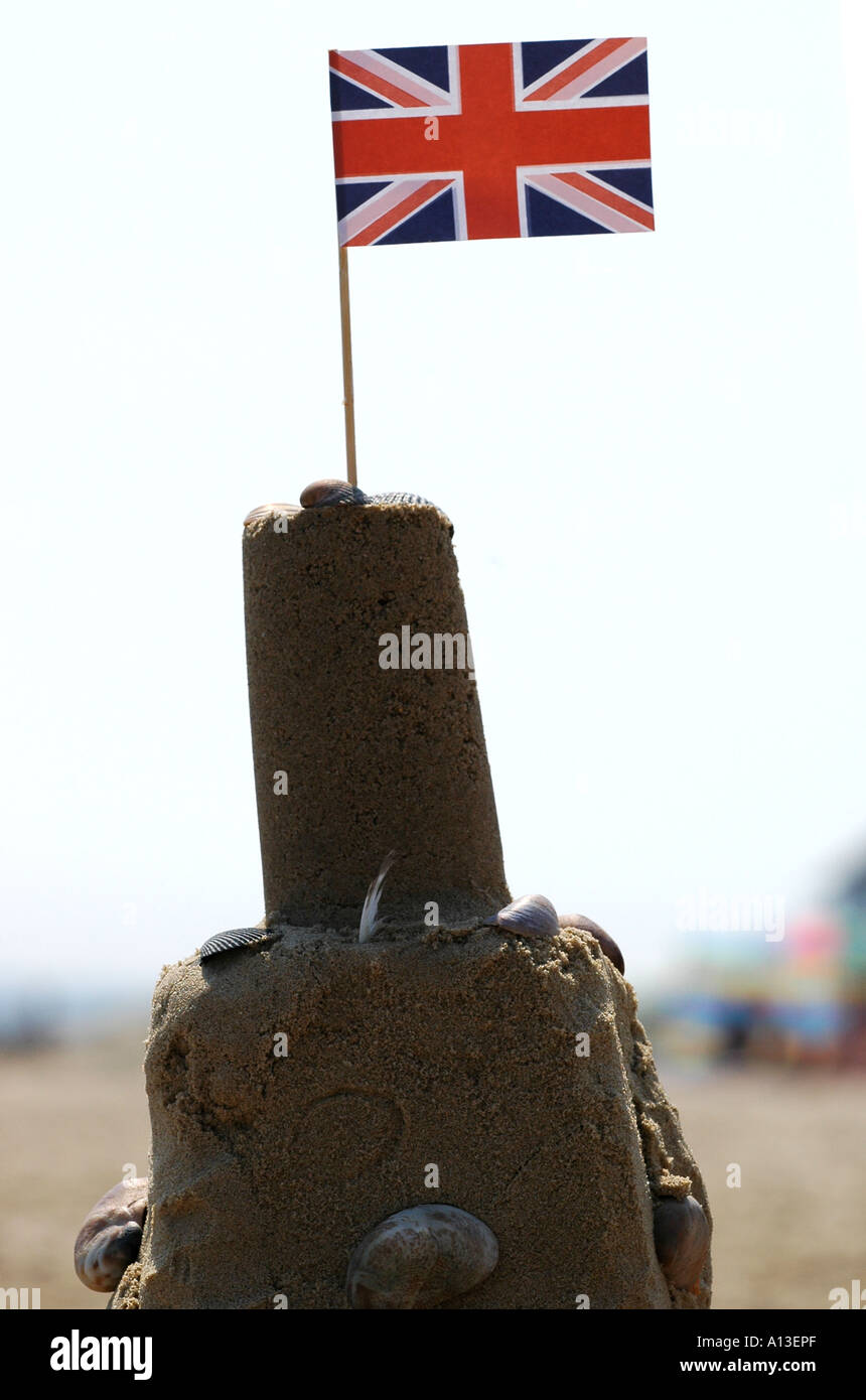 Sand castle flag hi-res stock photography and images - Alamy