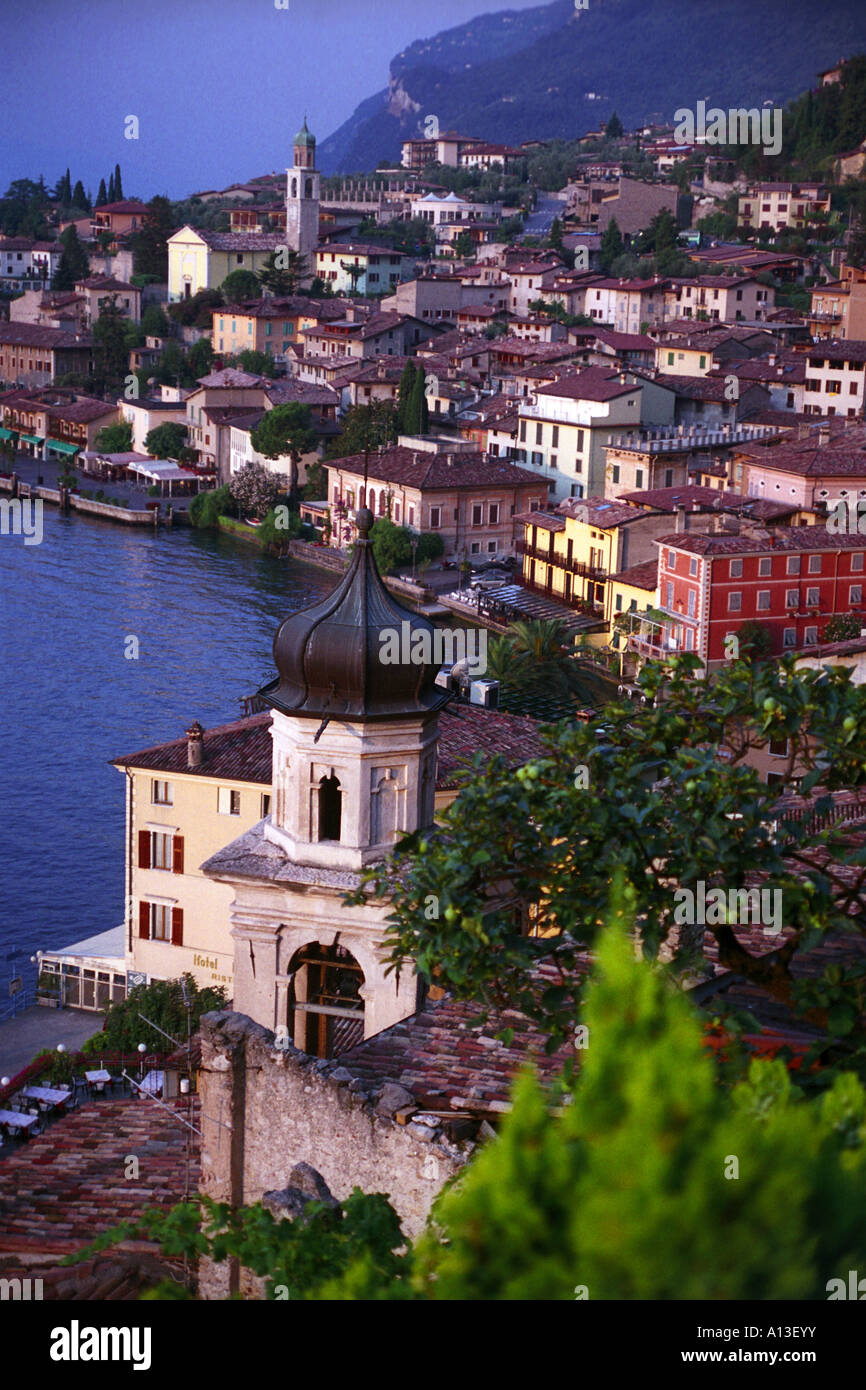 Lago di garda limone hi-res stock photography and images - Alamy