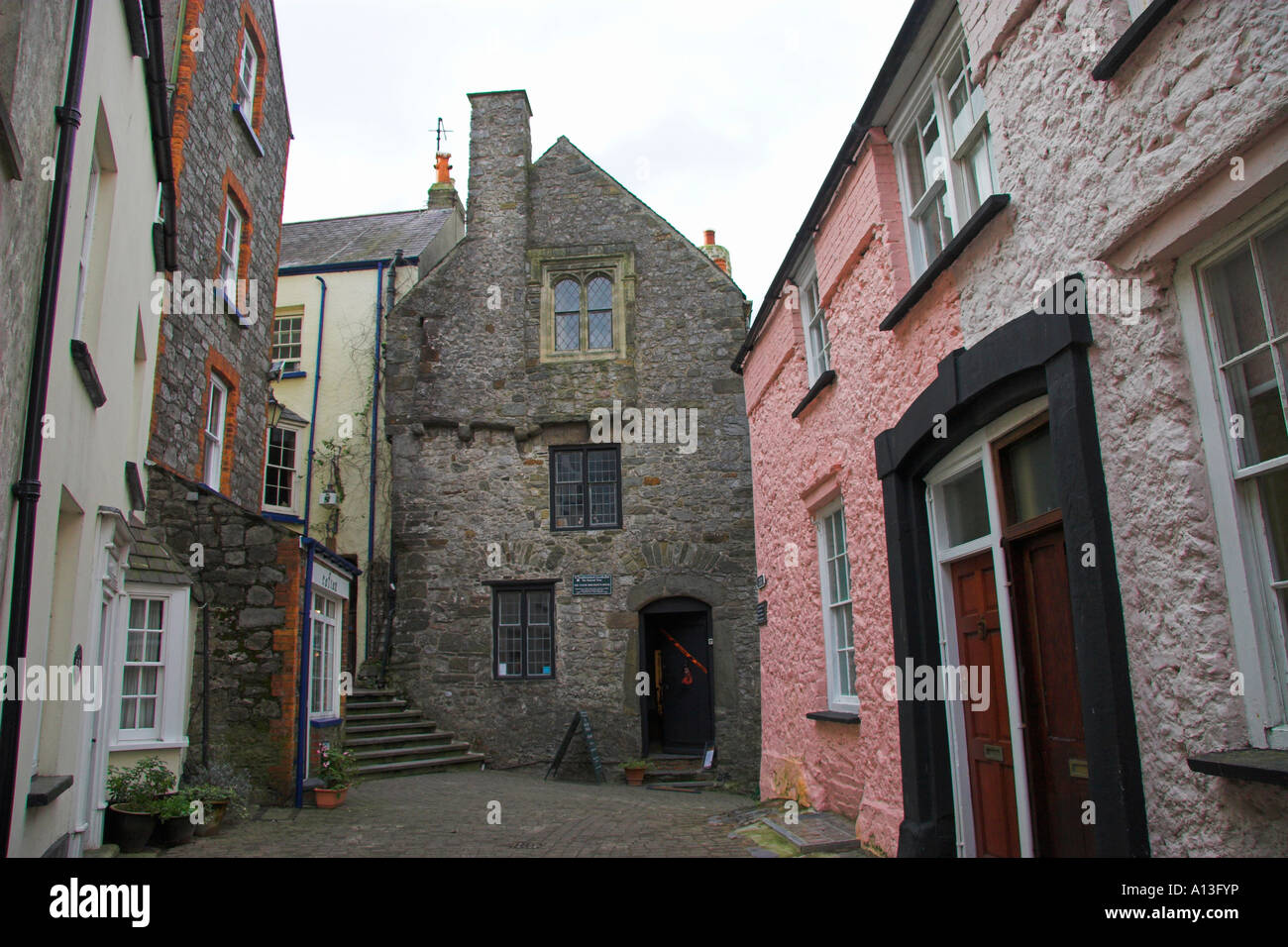 Tudor merchants house hi-res stock photography and images - Alamy