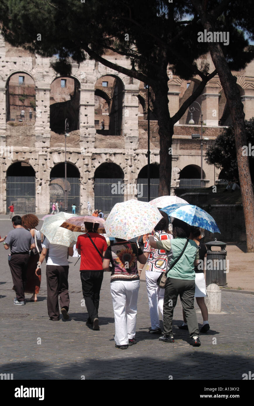 Colosseum rome shade hi-res stock photography and images - Alamy