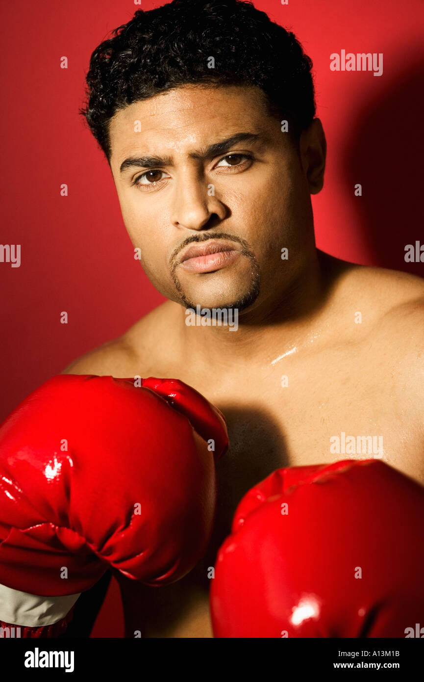Male boxer posing Stock Photo - Alamy
