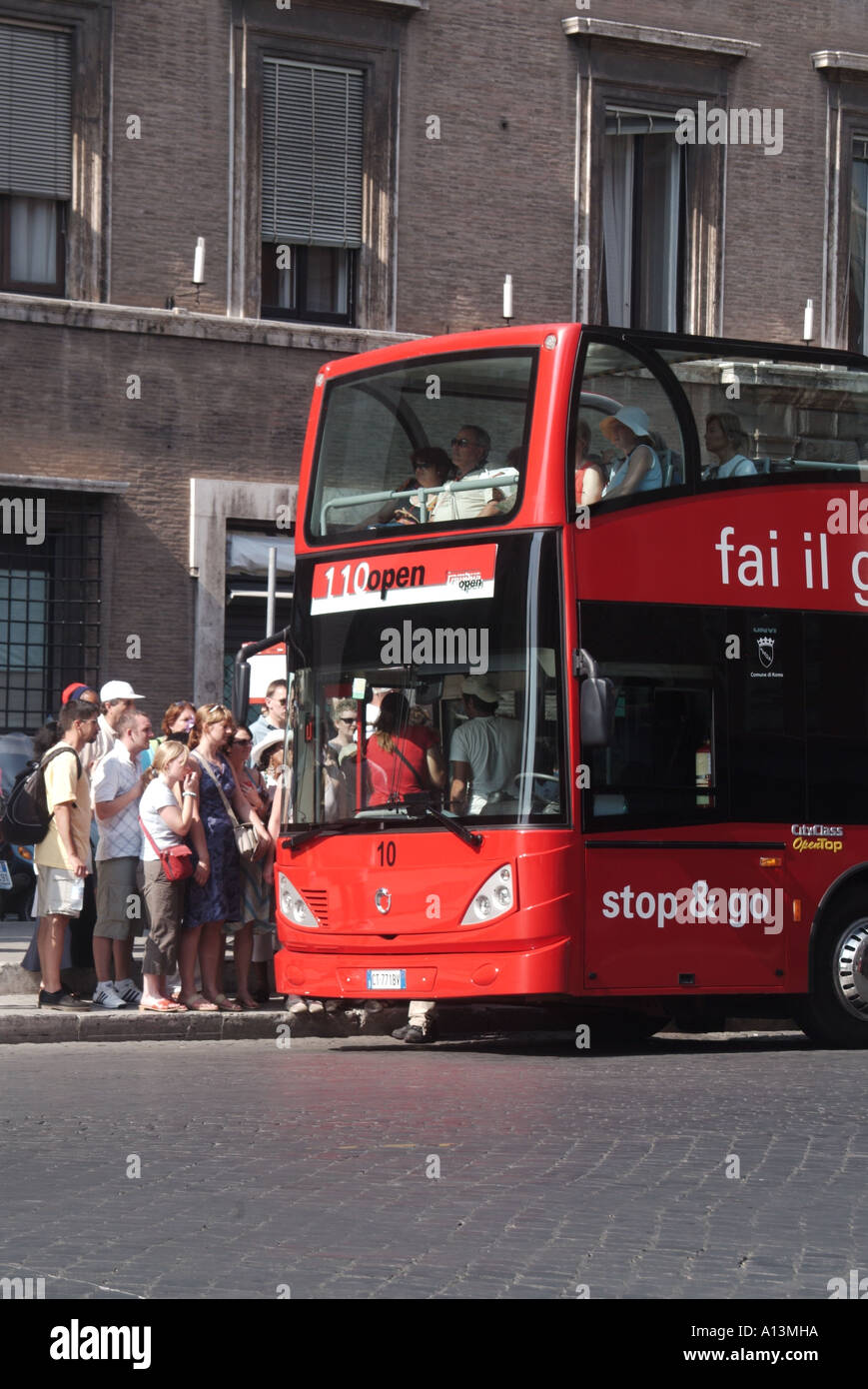 Rome open top tour bus at stop near St Peters Square Stock Photo - Alamy