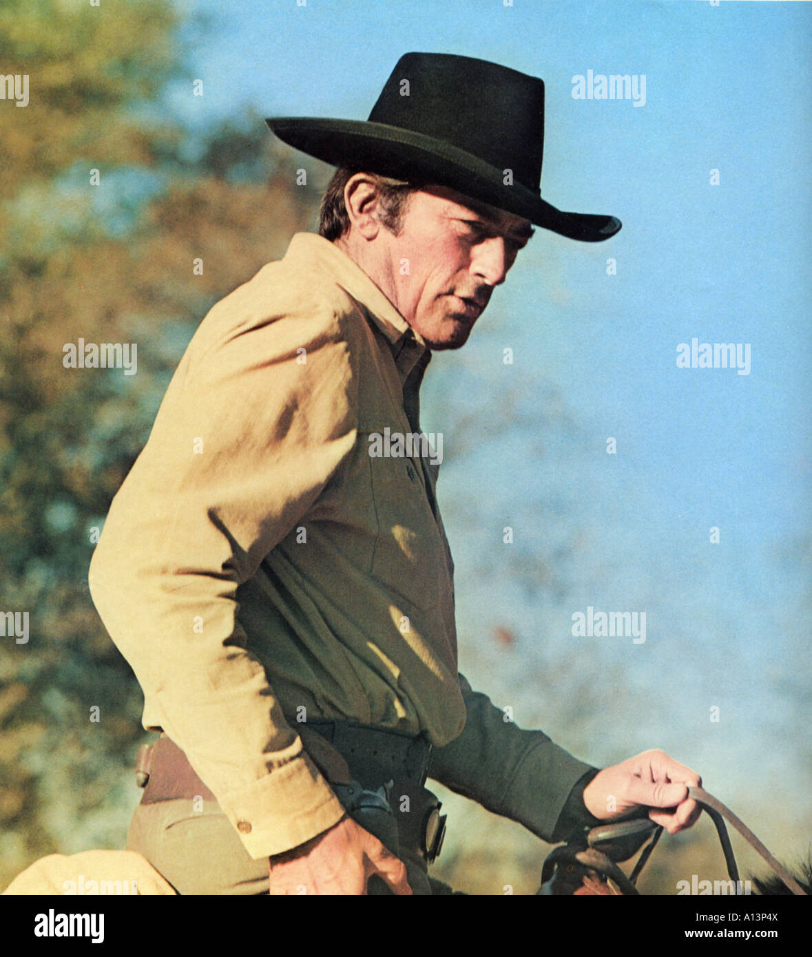 Shoot Out Year 1970 Director Henry Hathaway Gregory Peck Stock Photo - Alamy