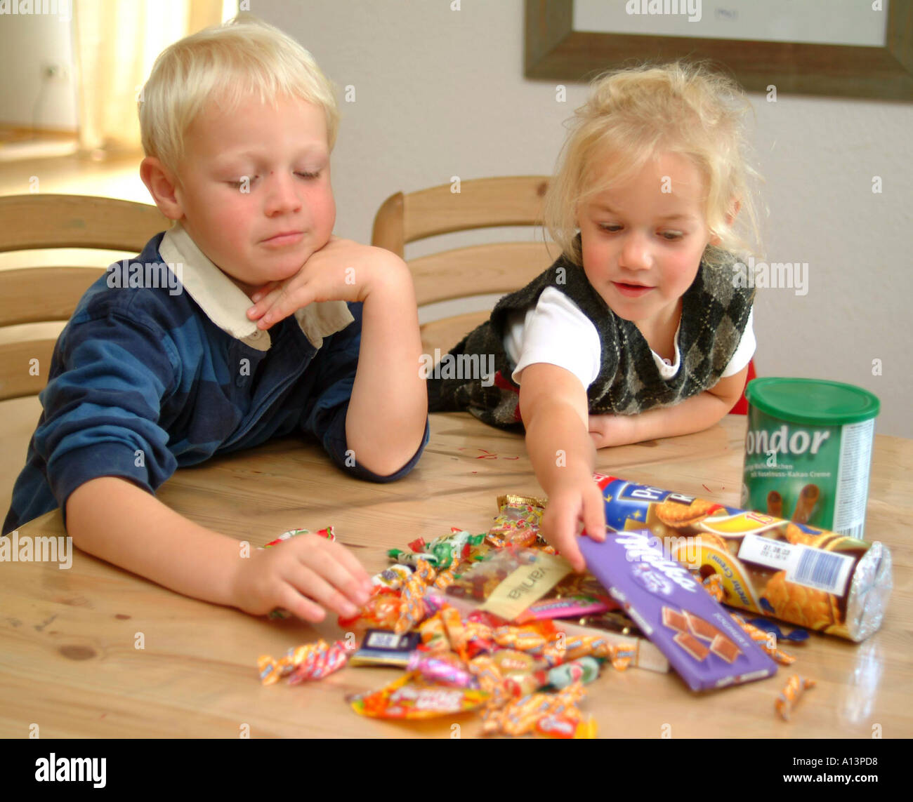 children eating sweets Stock Photo - Alamy