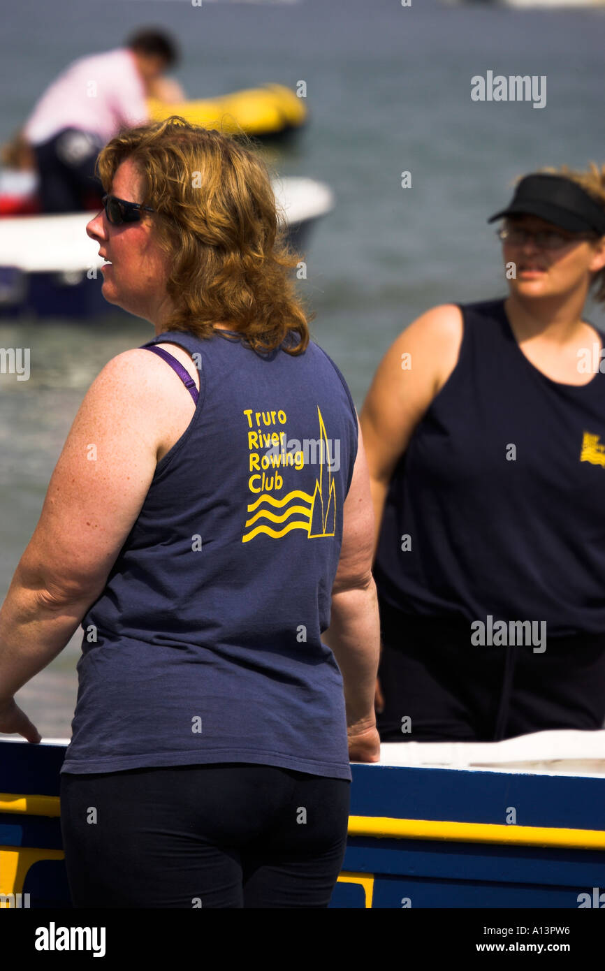 Gig rowers in cornwall hi-res stock photography and images - Alamy
