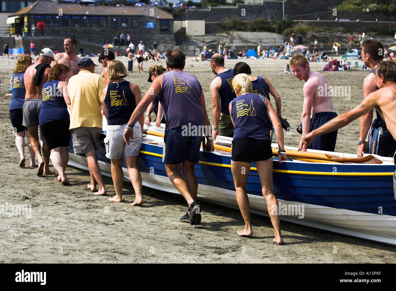Gig rowers in cornwall hi-res stock photography and images - Alamy