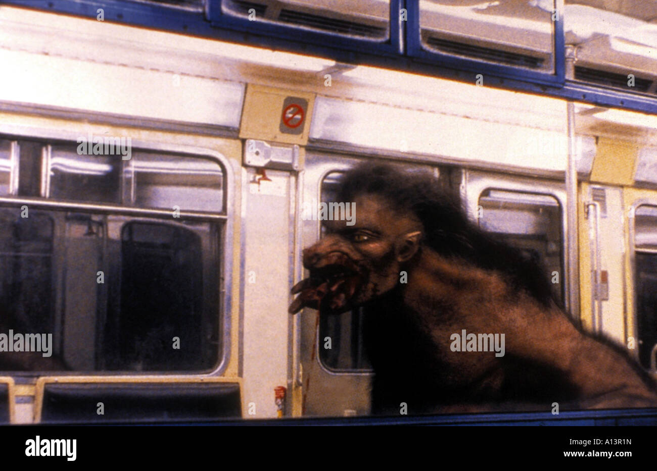 Le Loup Garou de Paris An American Werewolf in Paris Year 1997 Director ...