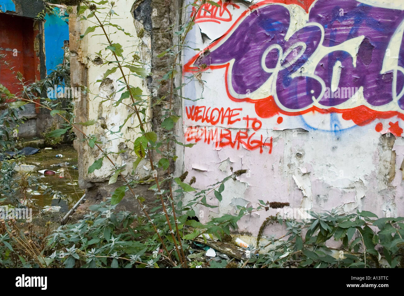 Derelict building edinburgh hi-res stock photography and images - Alamy